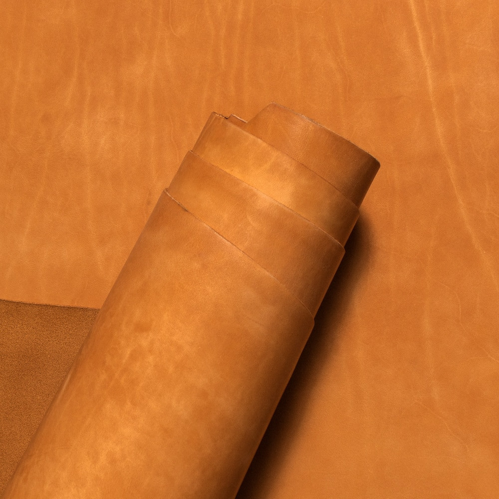 Wickett & Craig Traditional Harness Leather Panels, Russet - Buckleguy.com