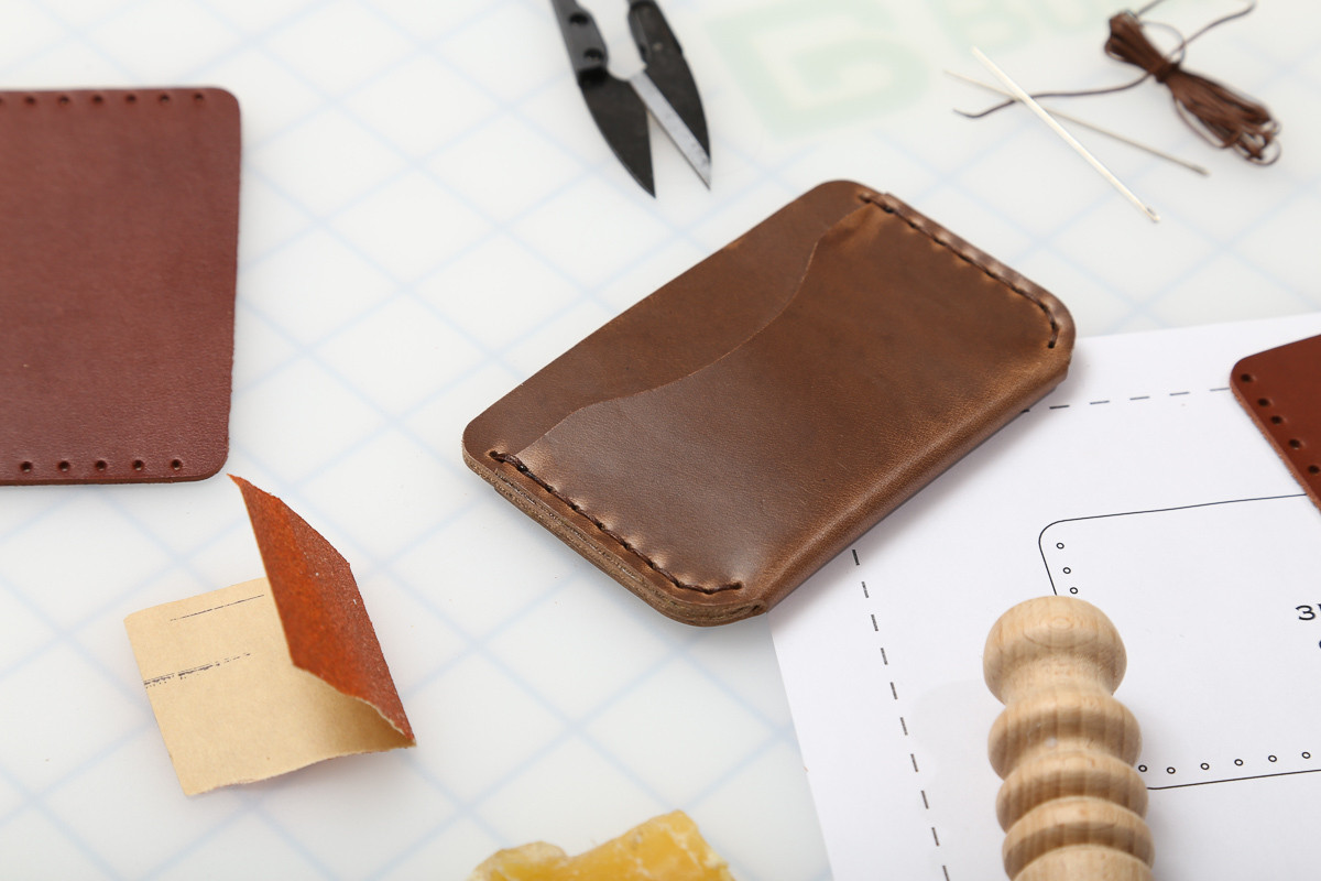 3-Pocket Foldover Wallet, Acrylic Template - Buckleguy.com