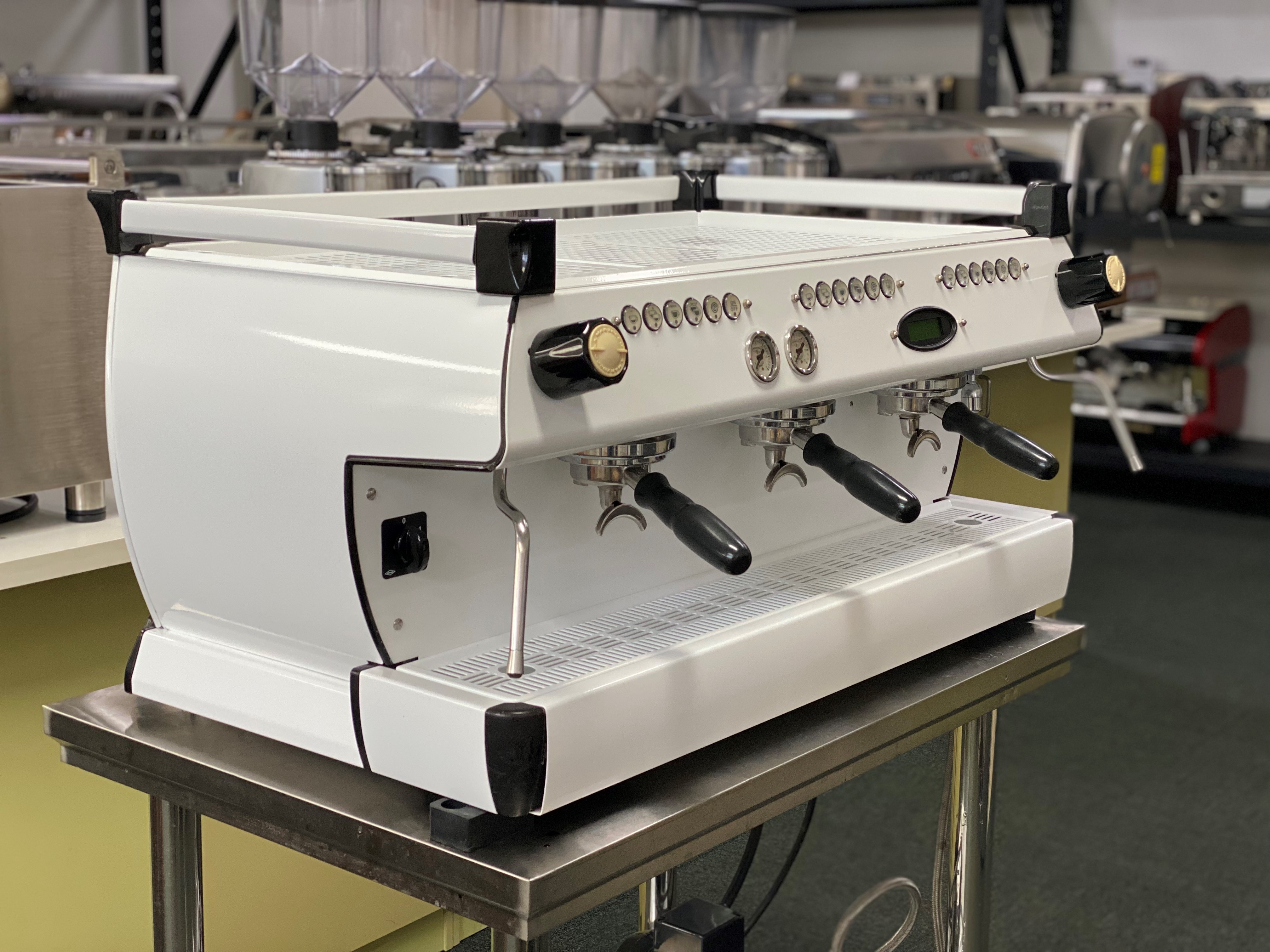 La Marzocco GB5 3 Group Refurbished Second Hand Coffee Machine ...