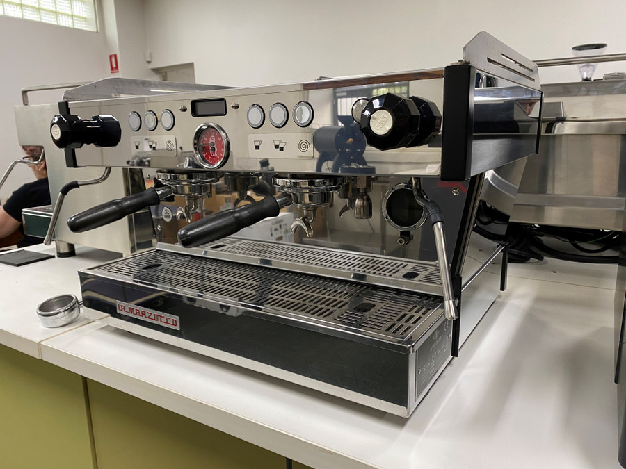 La Marzocco Linea PB 2 Group AV Refurbished Second Hand Coffee Machine ...