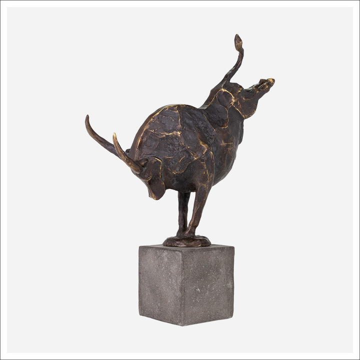 Dillinger Bull Sculpture | Wholesale Home Decor | Kavana Decor
