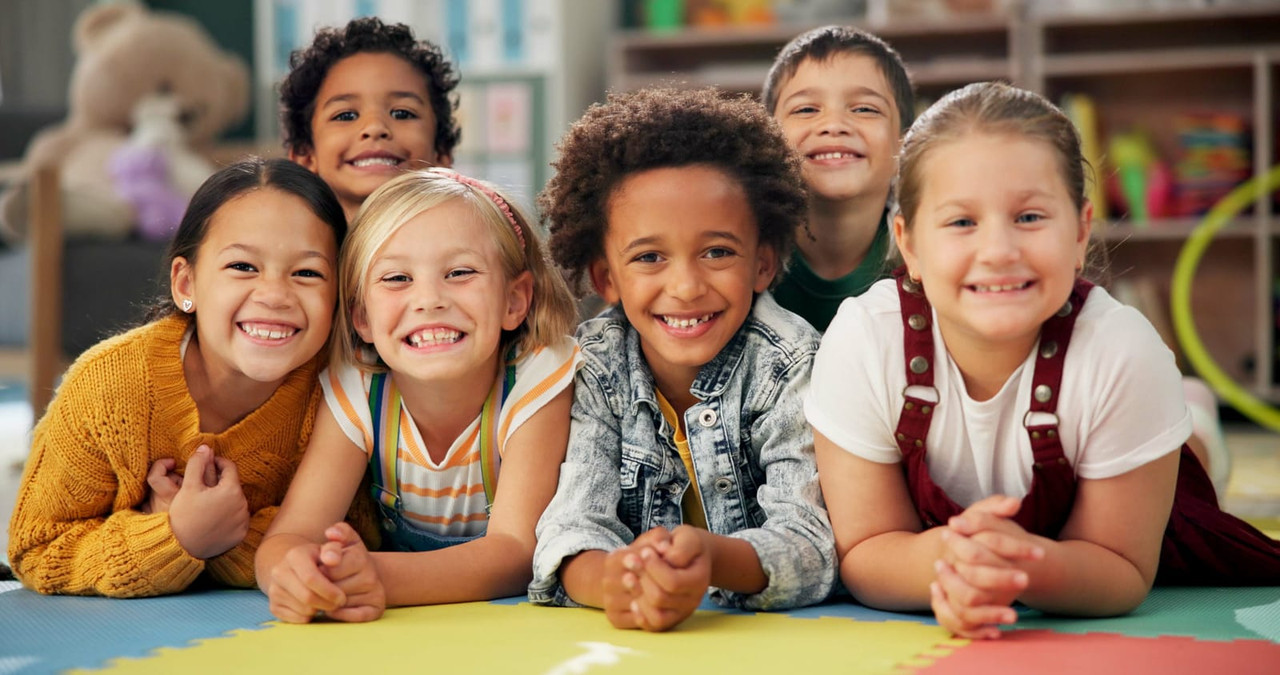 How Are Fine & Gross Motor Skills Different? - Fun Stuff Educational ...
