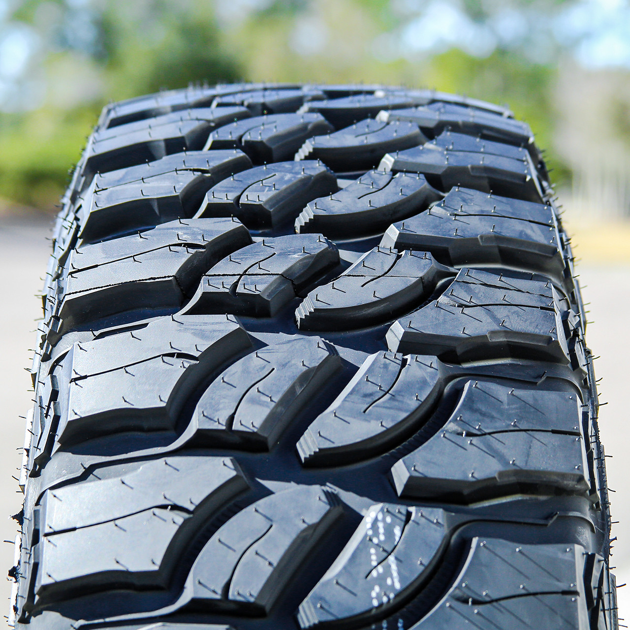 Atlas Paraller M/T LT 285/75R16 126/123Q E (10 Ply) MT Mud Terrain Tire