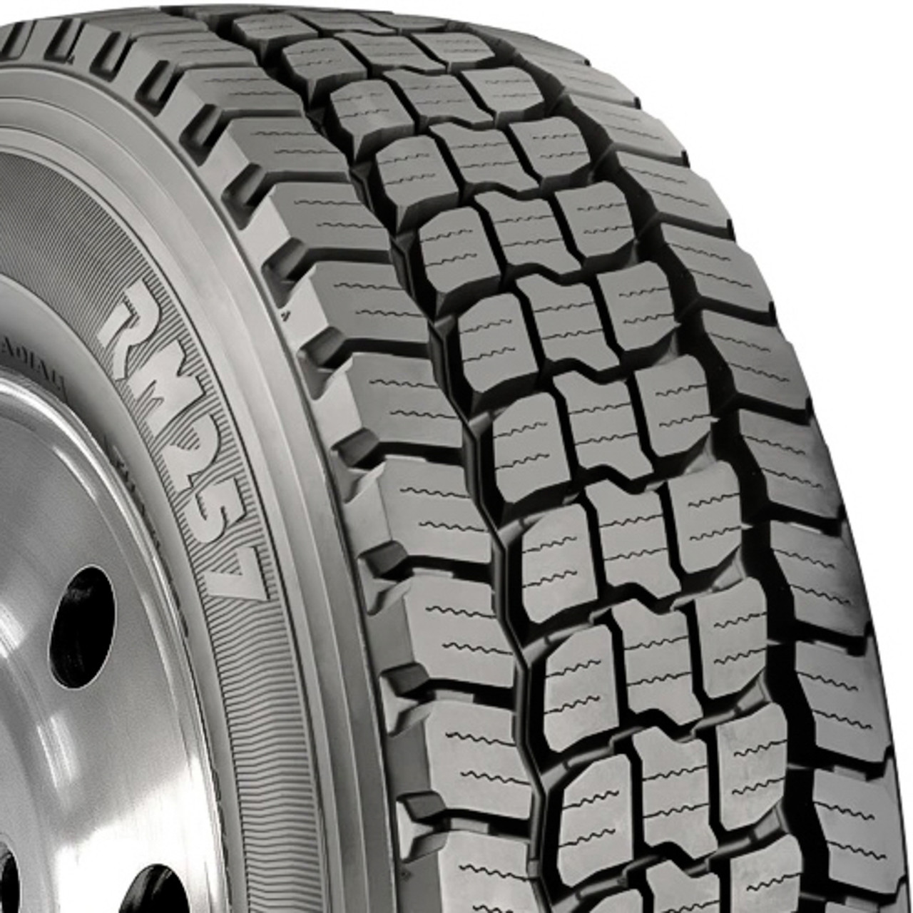 Roadmaster RM257 225/70R19.5 128/126N G (14 Ply)