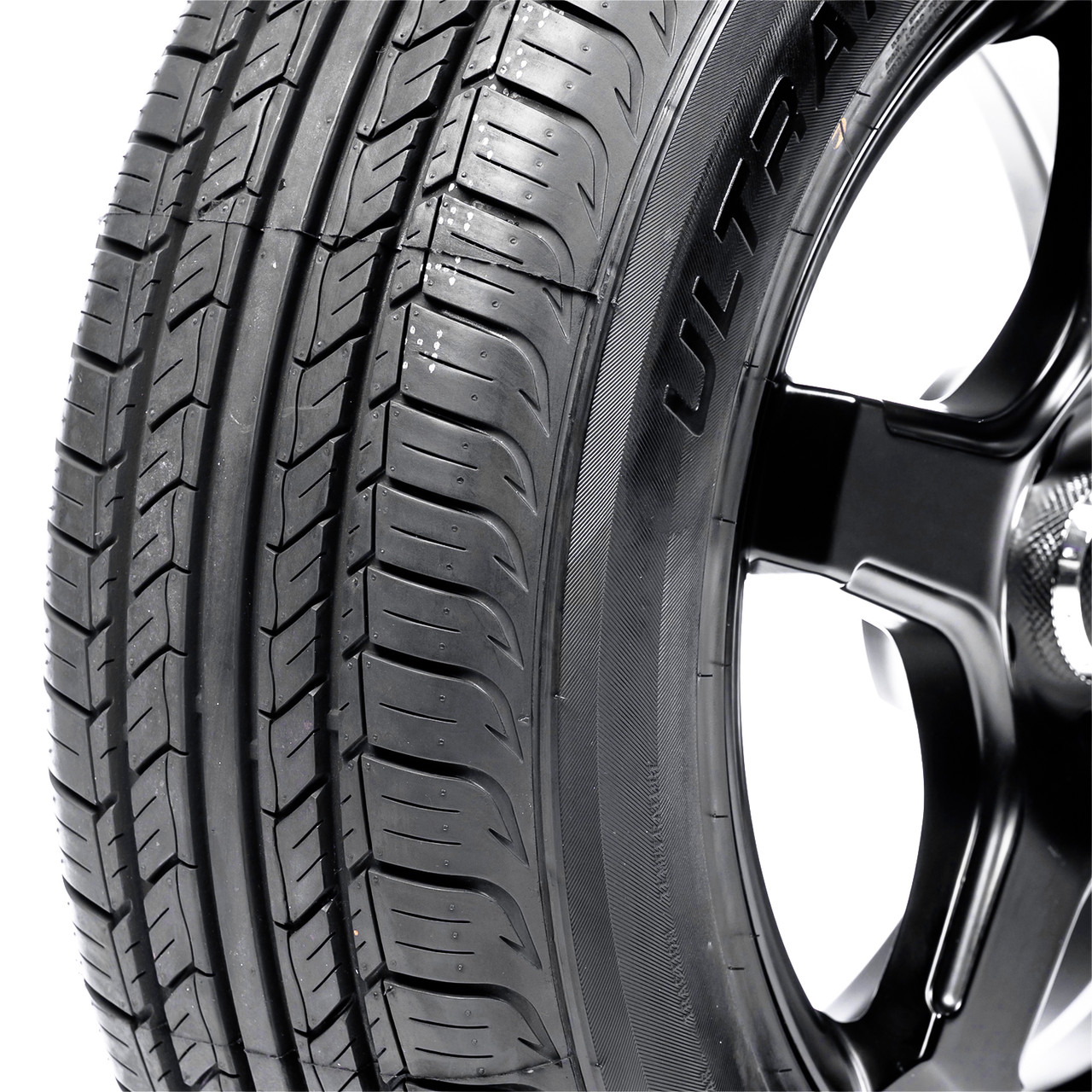 Summit Ultramax A/S 225/50R17 94V