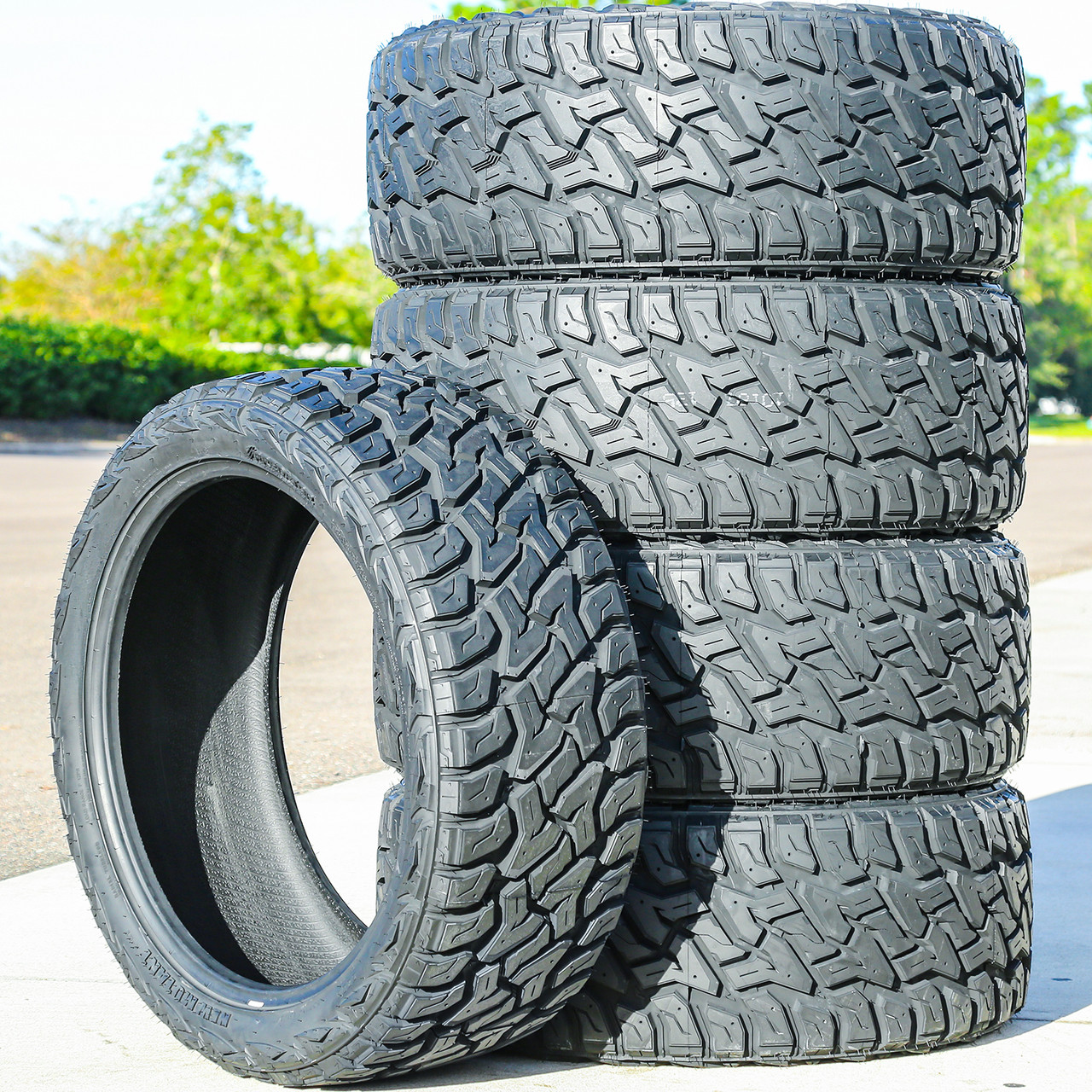 Predator New Mutant X-RT LT 35X12.50R22 121Q F (12 Ply)