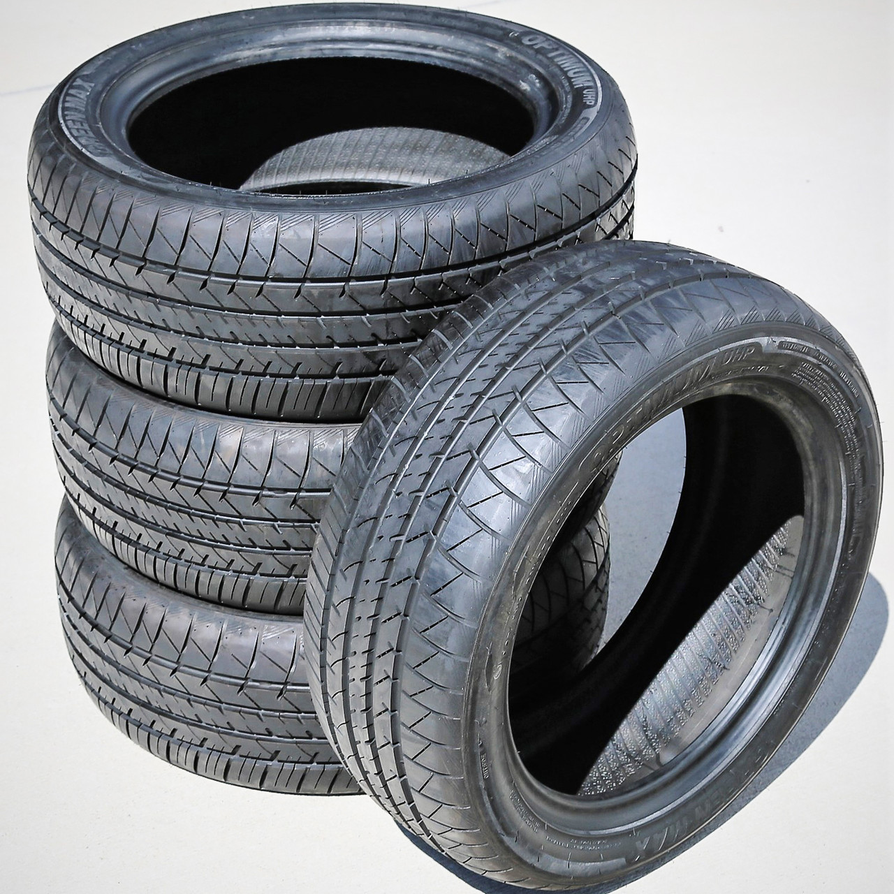 Green Max Optimum UHP 205/40R17 84W XL