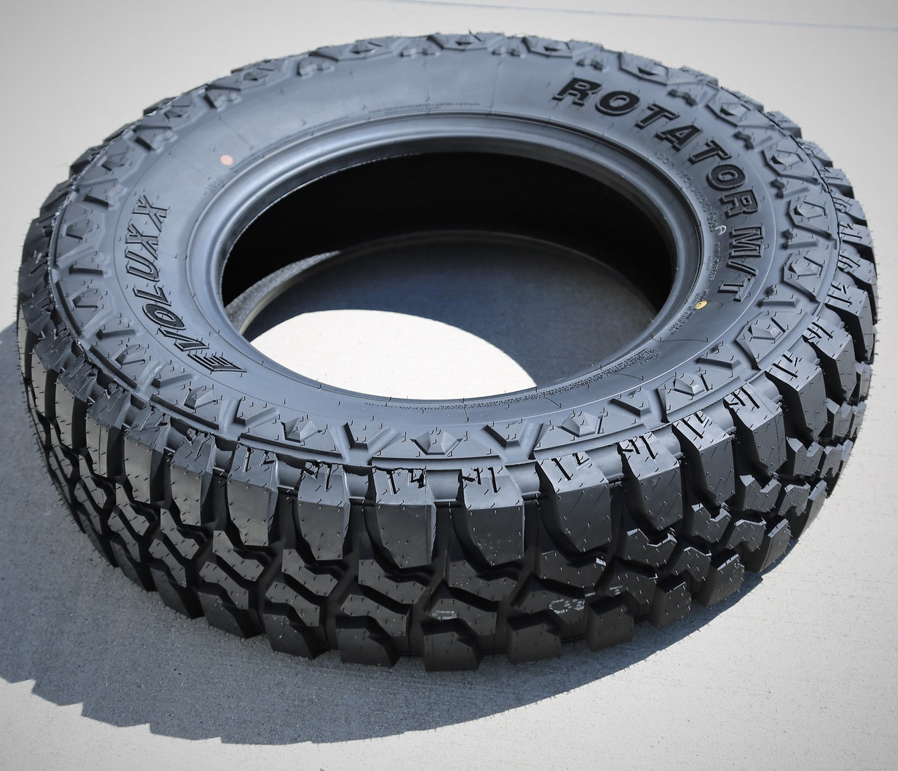 Evoluxx Rotator M/T LT 305/70R16 124/121Q E (10 Ply) MT Mud Terrain Tire