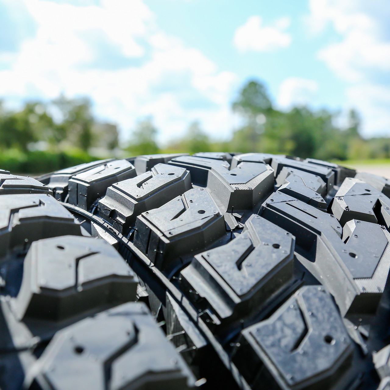 Predator New Mutant X-RT LT 35X12.50R17 121R E (10 Ply)