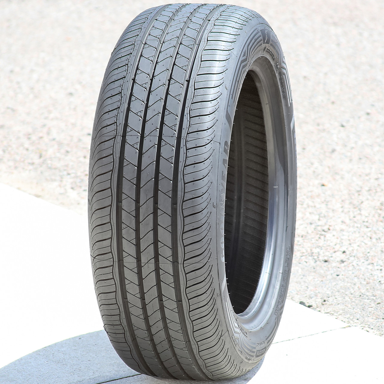 Goodyear Assurance MaxGuard 195/65R15 91V