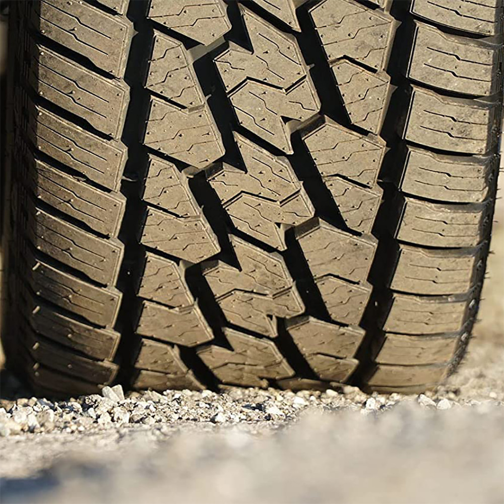 Delinte DX-10 Bandit A/T 285/40R24 118H