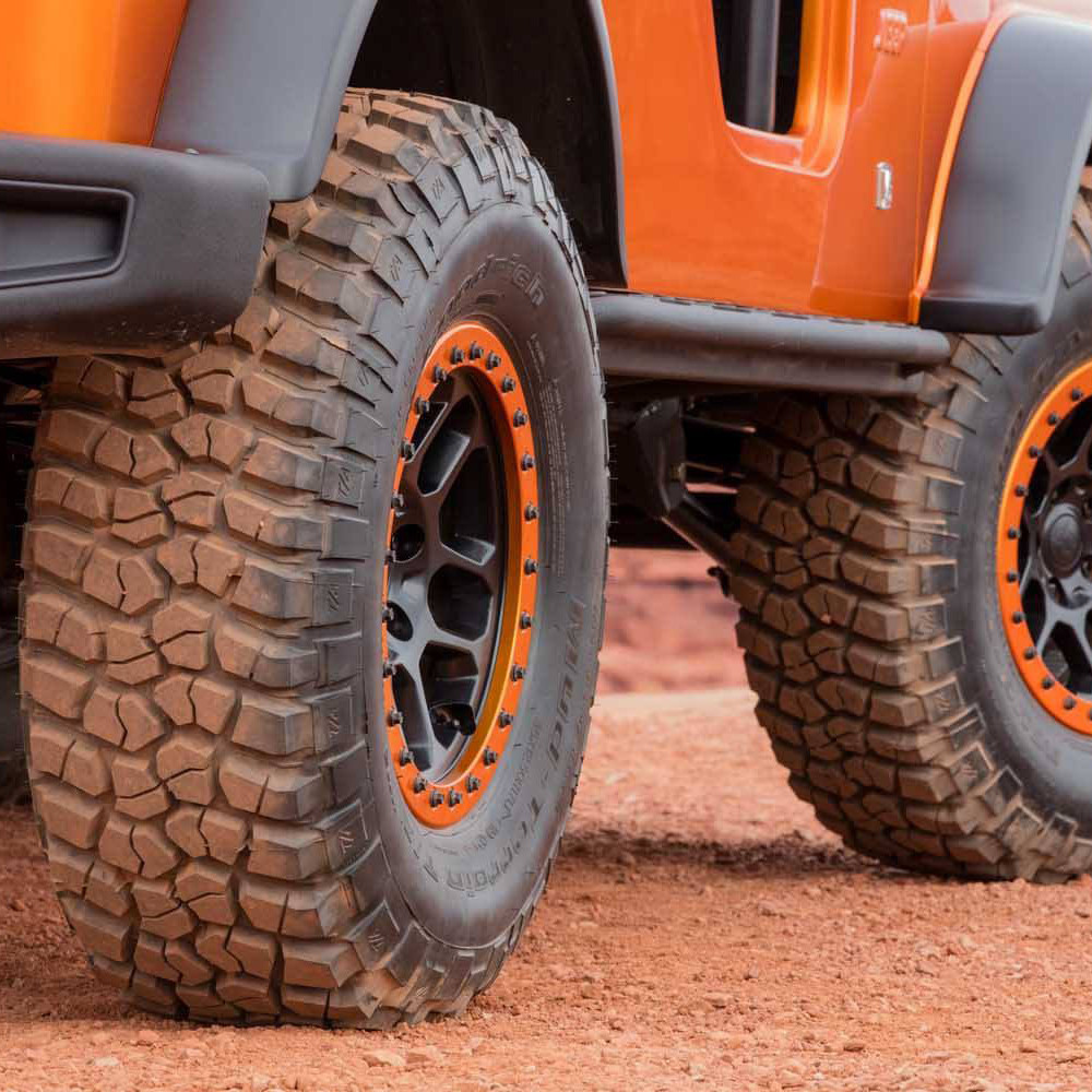 BFGoodrich Mud-Terrain T/A KM2 LT 255/75R17 111/108Q C (6 Ply)