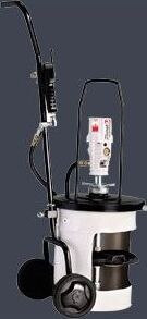 Features 55:1 Ratio grease pump develops grease pressures up to 7 ...
