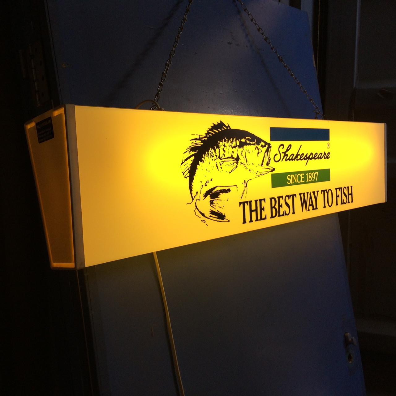 *SOLD* Shakespeare Fish advertising light up sign. - Glasgow Salvage