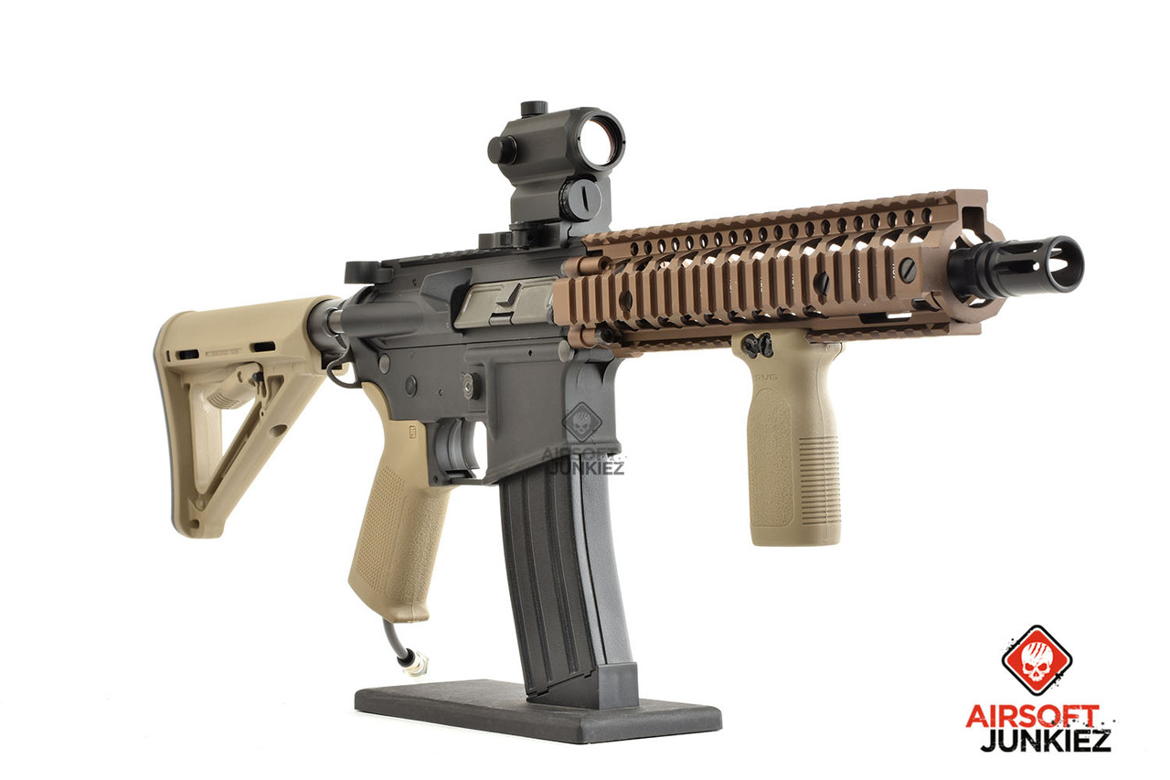 Airsoftjunkiez MK 18