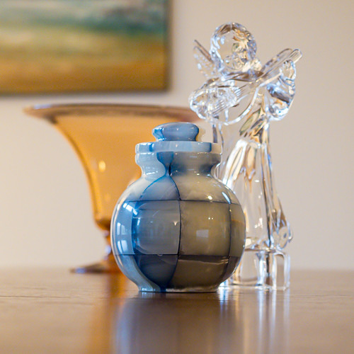 Mosaic Blue Onyx Extra Small Urn for Ashes
