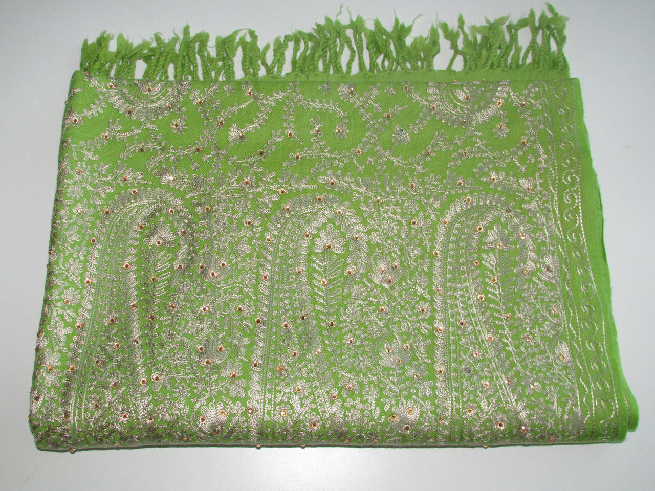 Green Embroidered Shawl - Handmade Silk Embroidery on Cotton
