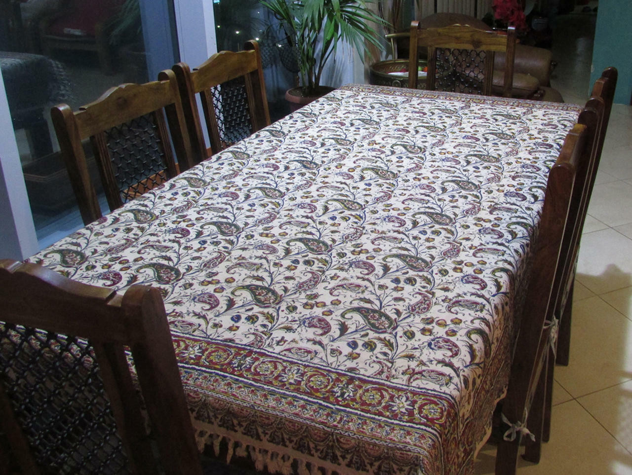 traditional tablecloth , best tablecloth , cotton tablecloth
