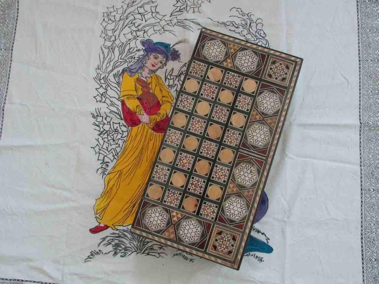 "Premium 20-Inch Draughts Game Table with Backgammon Board