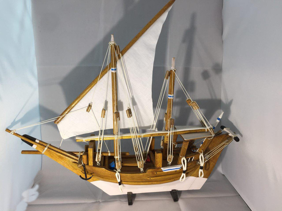 Handmade Wooden Arabic Dhow – 6 Inch Dubai Souvenir | Corporate Gift