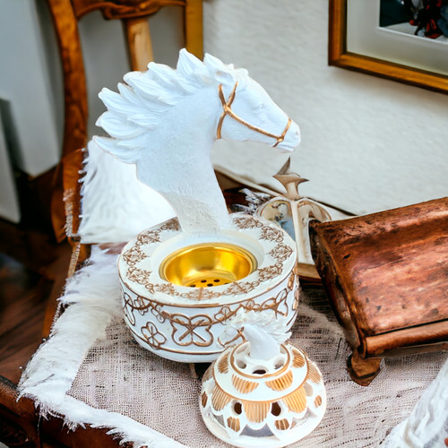 Mabkhara . Elegant Abian Horse Head Mabkhara