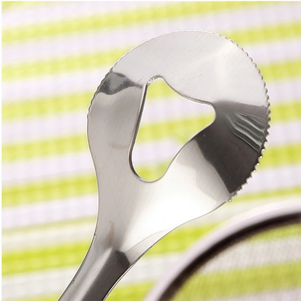 Multifunctional Stainless Steel Sieve Filter Spoon with Clip Food