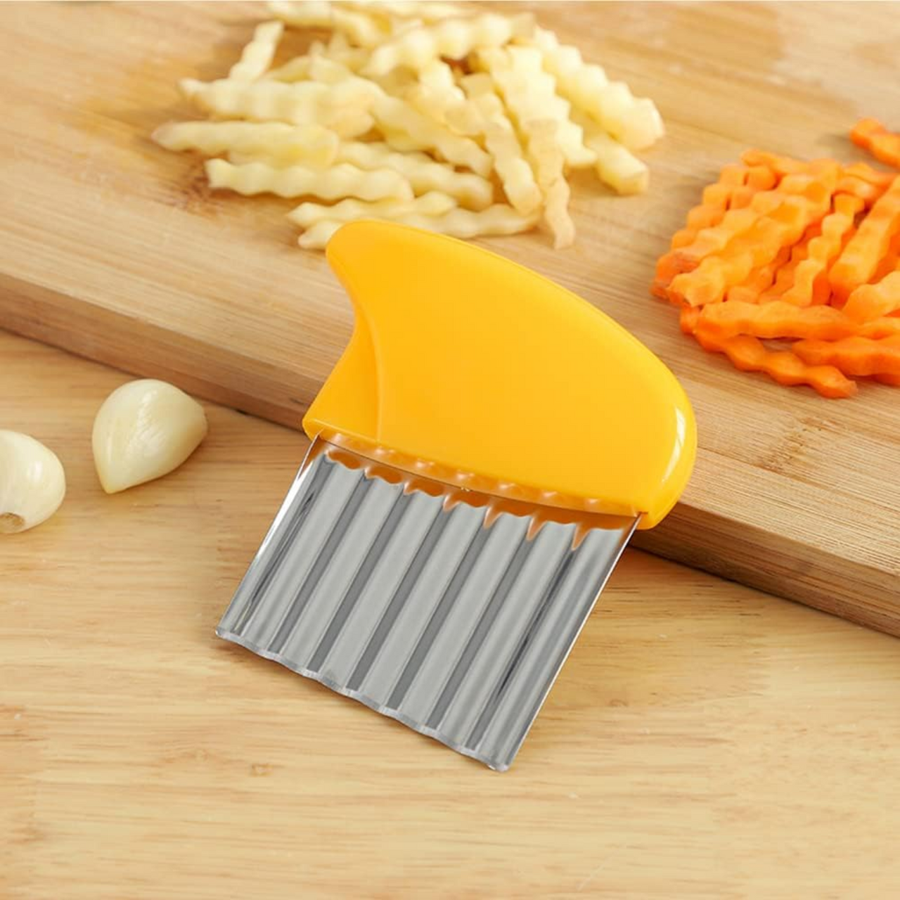 Stainless Steel Potato Crinkle Cutter With Plastic Handle