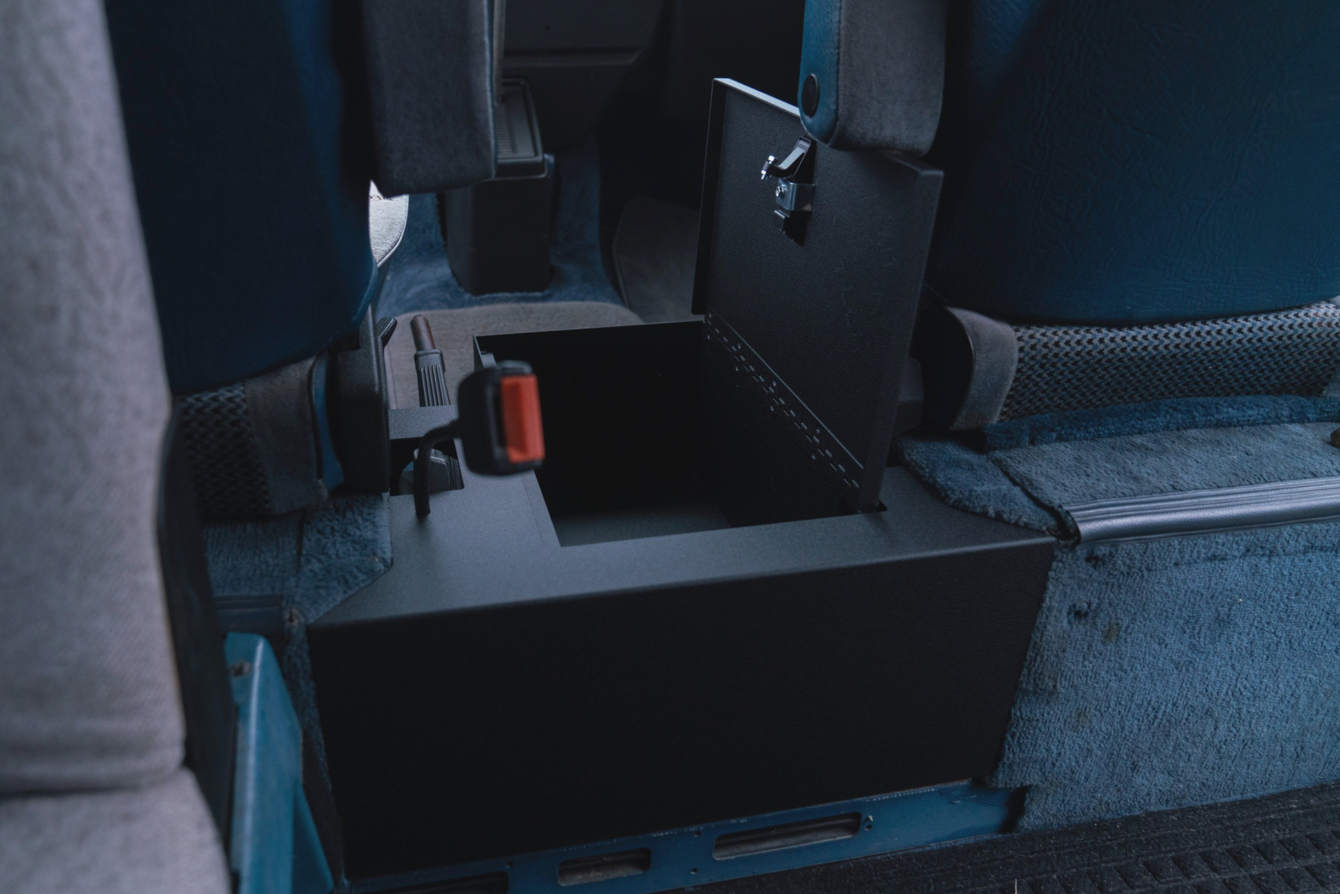 VANAGONLIFE Modular Center Console - Small Car Performance