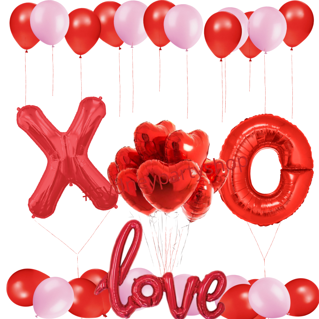 XO balloons set