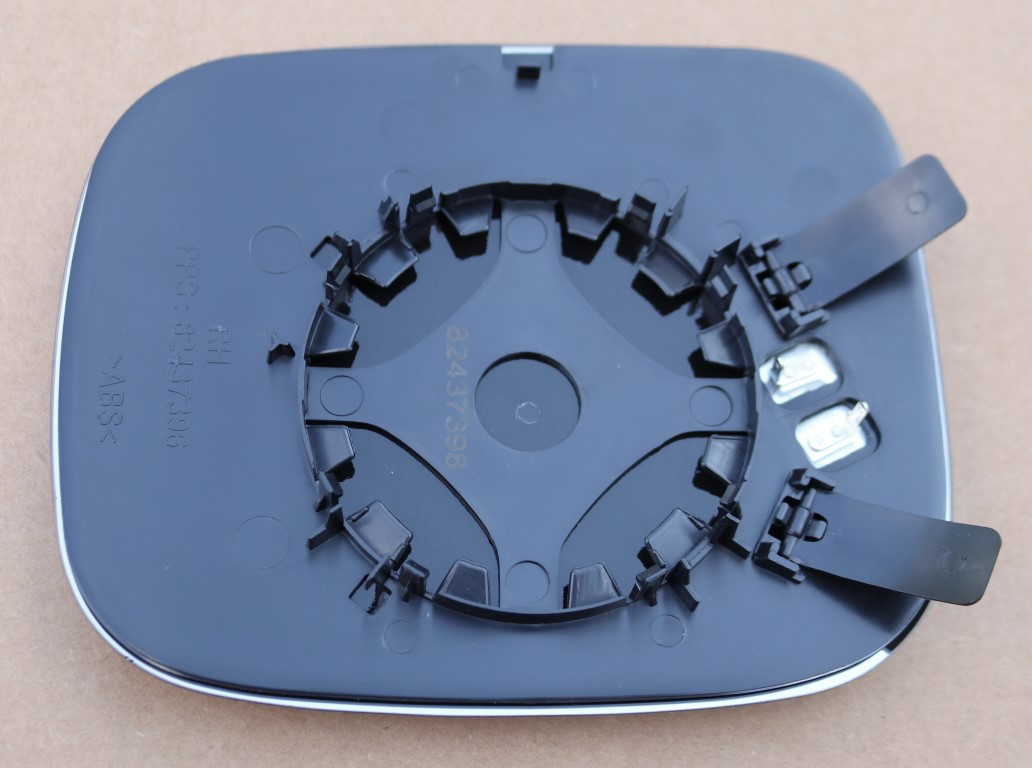 Volvo XC90 Passenger Side Mirror Glass | 2011 2012 2013 2014