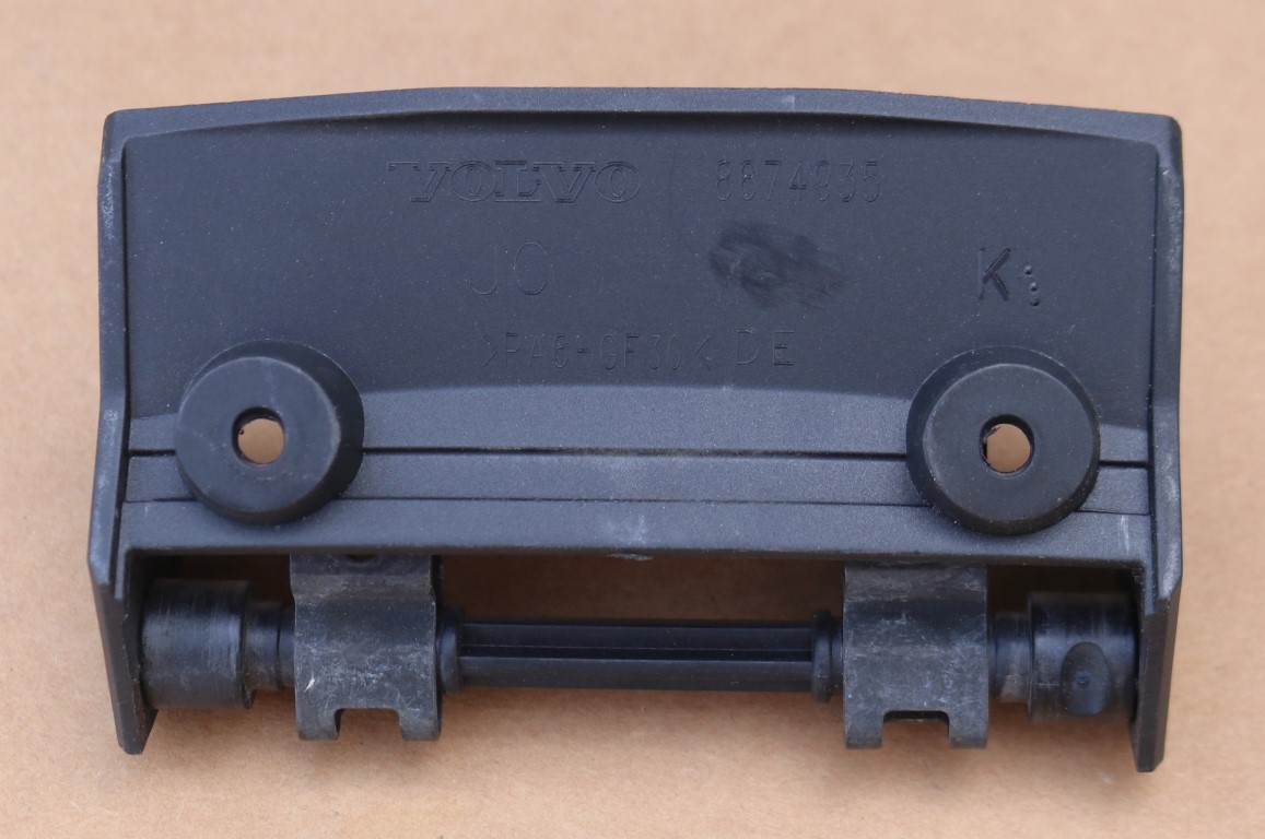 Volvo XC90 Center Console Hinge | Voluparts Online Store