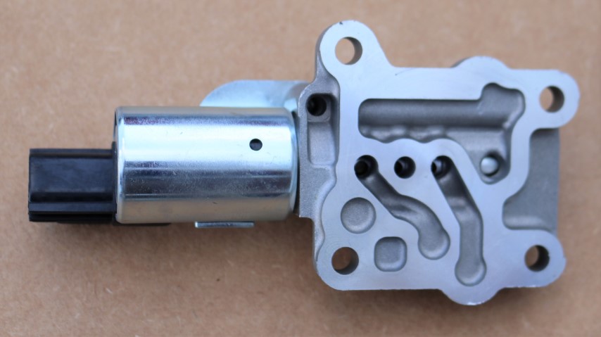 Volvo S40 V.V.T. Solenoid (2000 2001 2002 2003 2004) | Voluparts