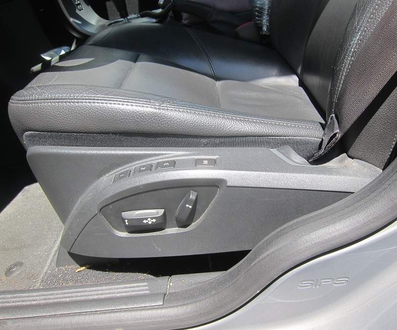 Volvo S40 Seat Side Panel (Plastic Cover) | 2004 2005 2006 2007