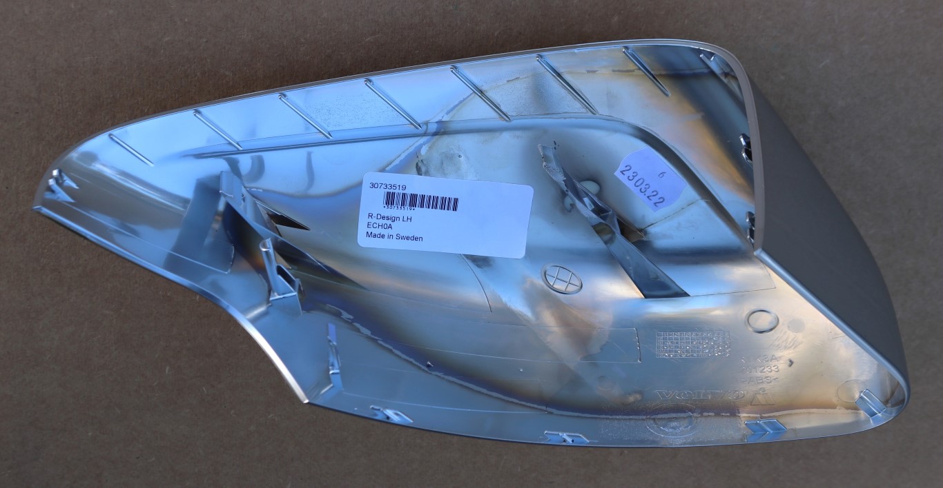 Volvo XC60 R-Design Chrome Mirror Covers | 2010 2011 2012 2013