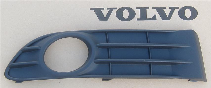 Volvo S40 Fog Light Cover (Left or Right) | 2008 2009 2010 2011