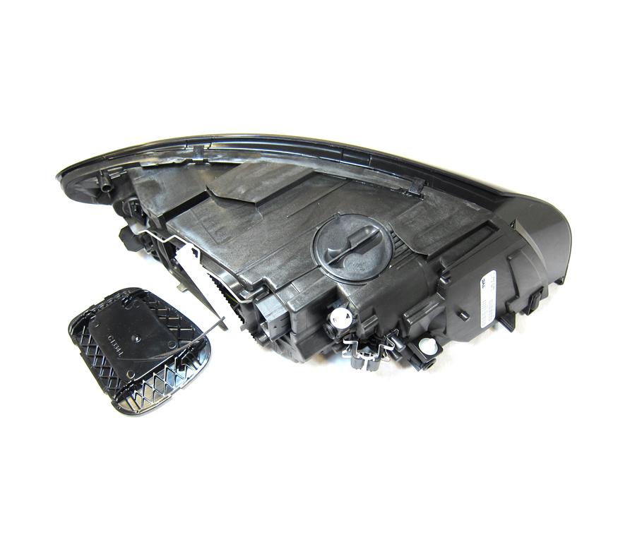 Volvo S40 Headlight Assembly (Left or Right) | 2008 2009 2010 2011