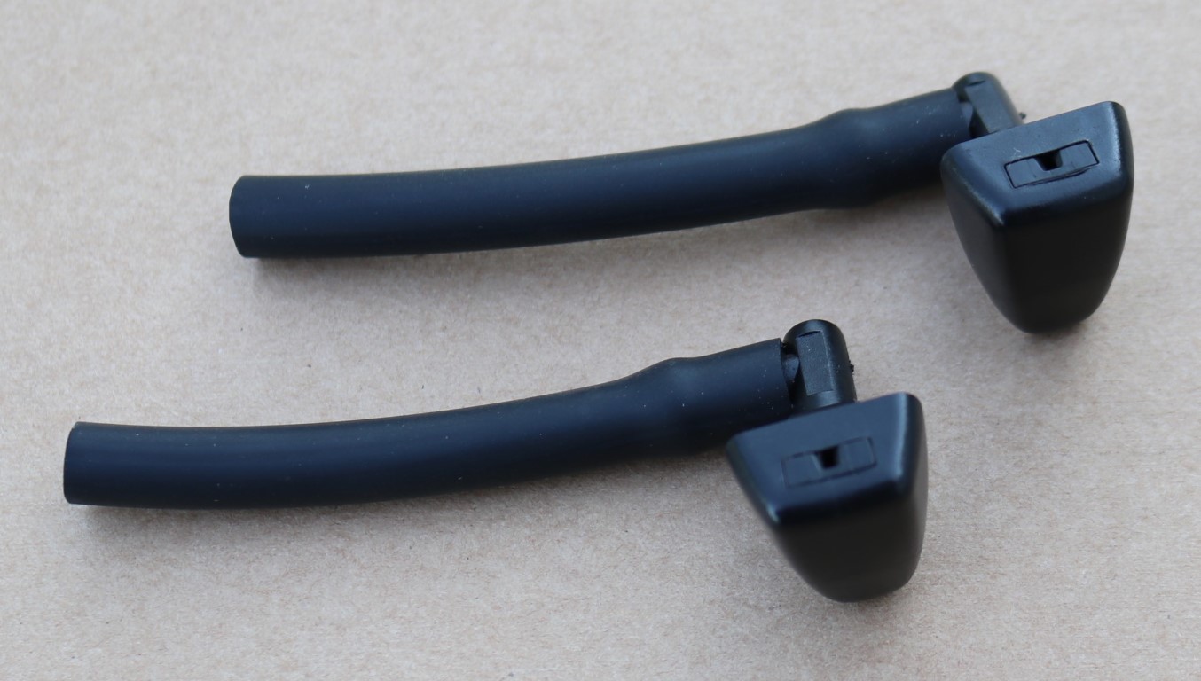 Volvo S60 Windshield Washer Nozzles (2001-2009) | Voluparts