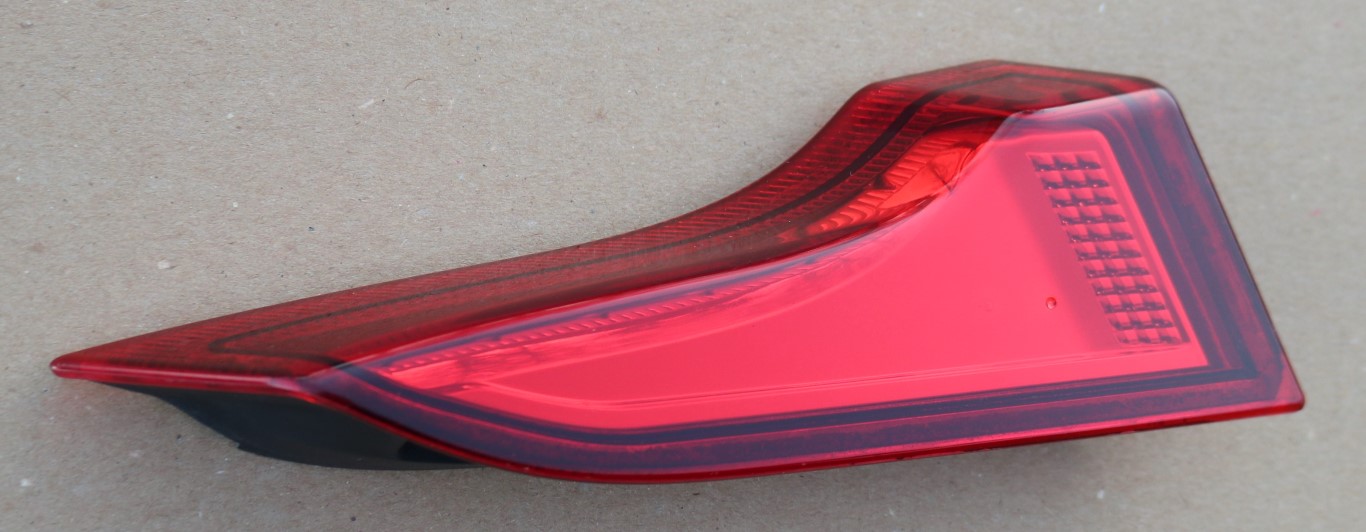 Volvo C70 Left Rear Reflector on Trunk Lid | 2011 2012 2013