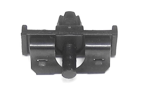 Volvo 240 Bumper Molding Clips (1983-1993) | Voluparts