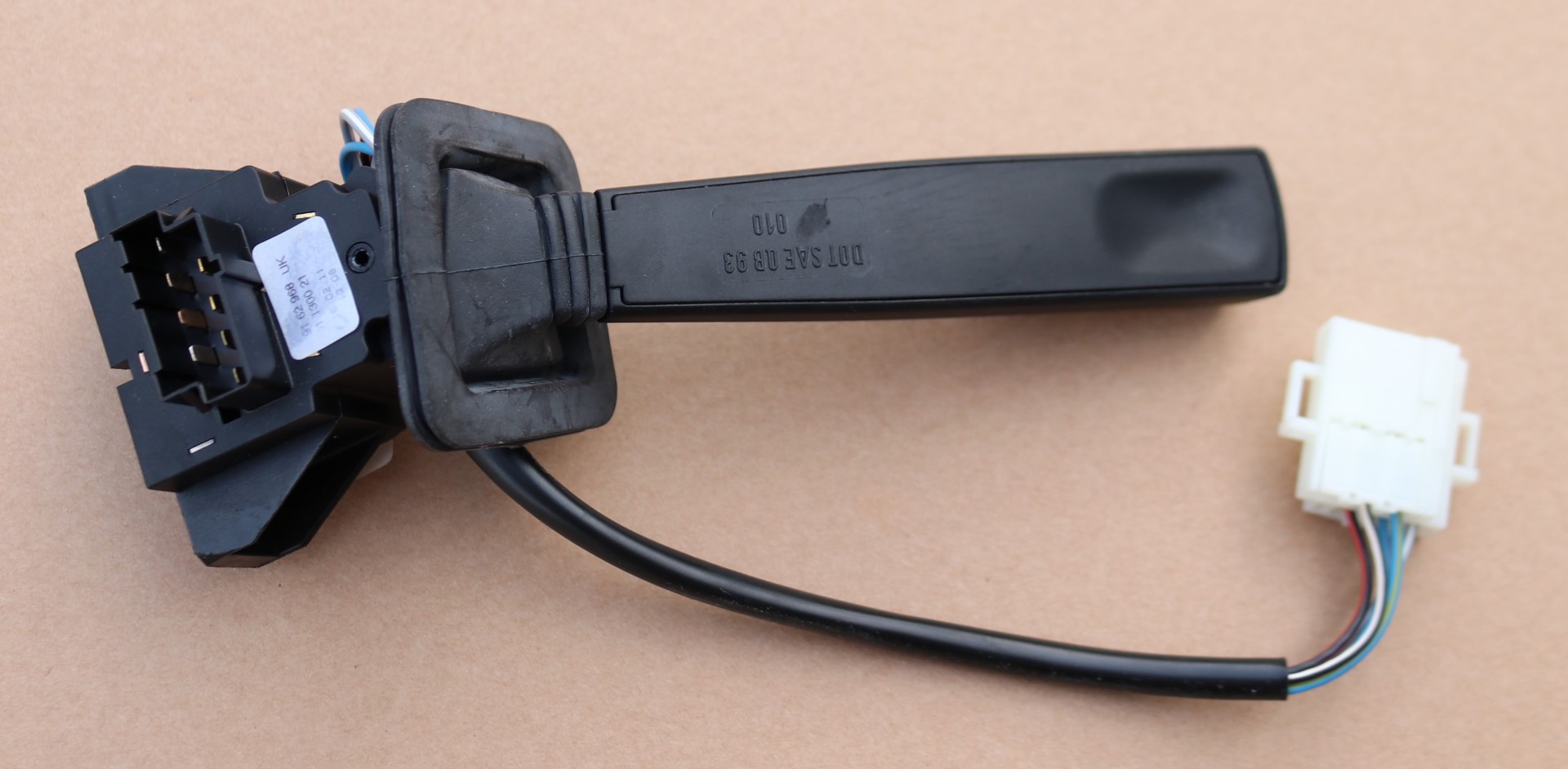 Volvo 850 Turn Signal Switch (OEM) | 1993-1997 | Voluparts