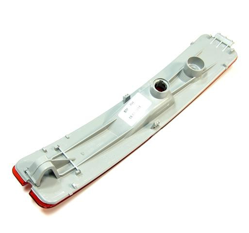 Volvo XC90 Passenger Side Rear Reflector | 2003 2004 2005 2006