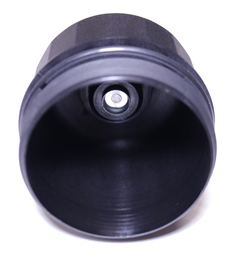 Volvo V70 Oil Filter Cover / Housing Cap (2000 - 2007) | Voluparts