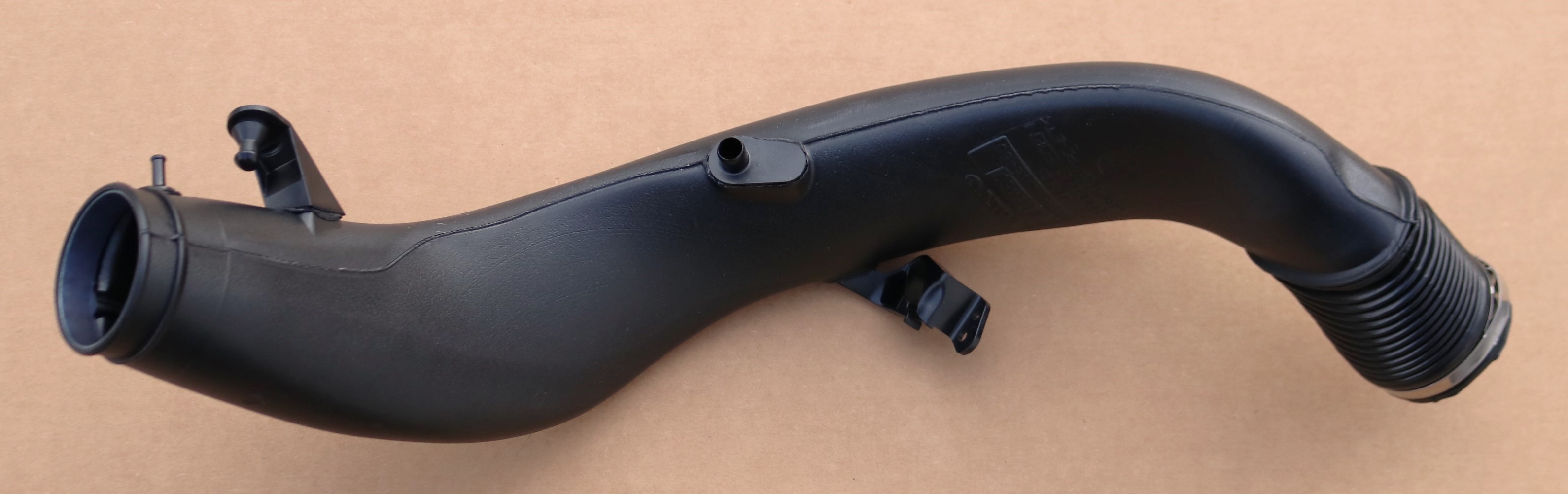 Volvo XC60 T6 3.0L Air Intake Hose (2010-2016) | Voluparts