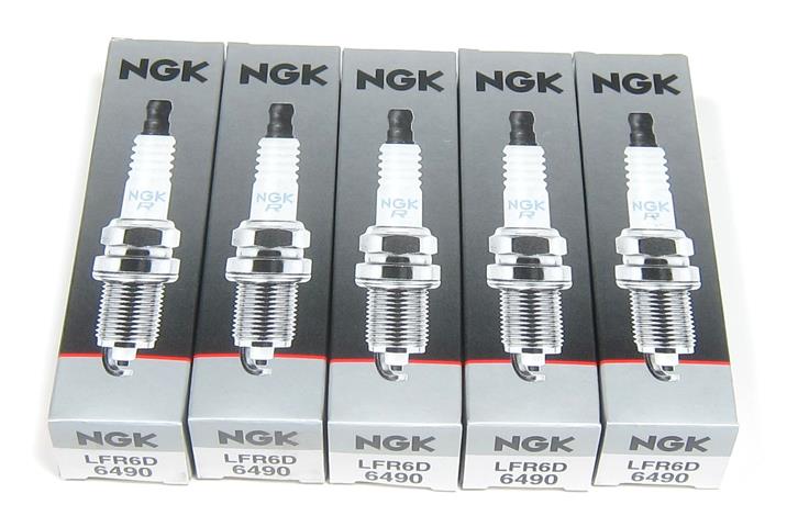 Volvo V50 2.4i Spark Plugs (2005-2011) | Voluparts Online Store