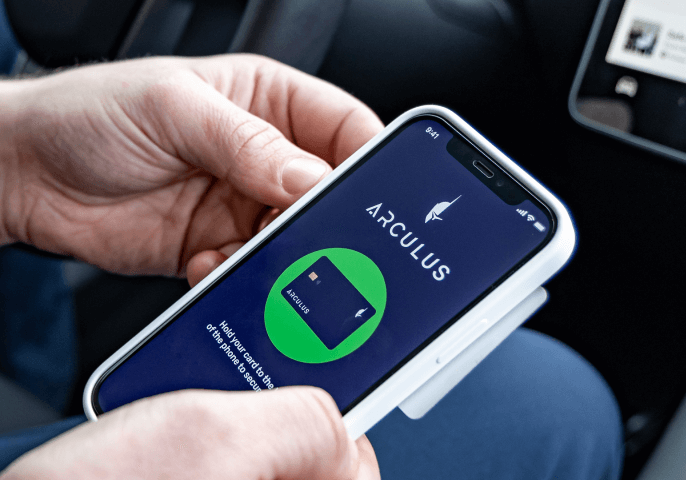 Arculus®: Next-Gen Digital Security & Cold Storage