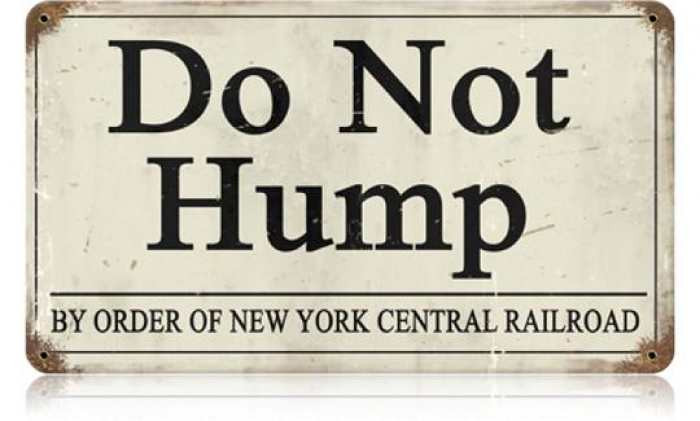 Retro Do Not Hump Metal Sign 14 x 8 Inches