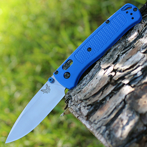 Benchmade Bugout 535, 3.24" CPMS30V Plain Blade, Blue Grivory Handle