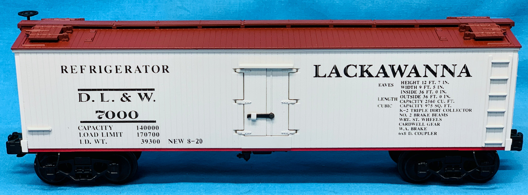 51301 Lackwanna Semi-Scale Reefer (NOS) - All Aboard Train Shoppe