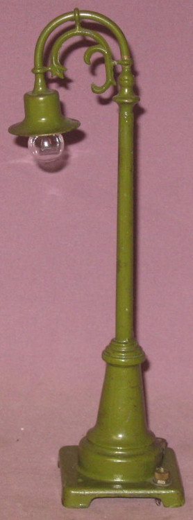 59 Gooseneck Lamp Post (7) - All Aboard Train Shoppe