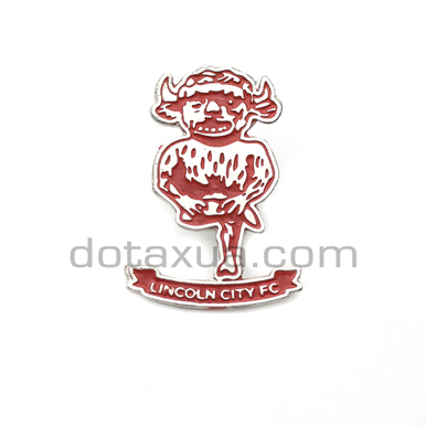 England pin